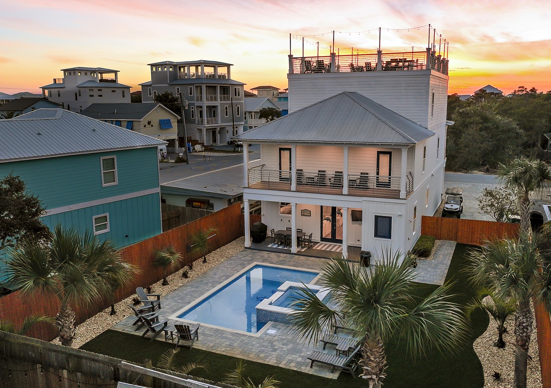 RealJoy Vacations | Destin FWB, Florida